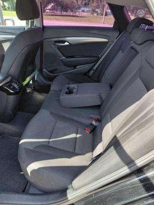 Melns Hyundai i40 2014 Klaipėda, ar dzinēja tilpumu 1.69 L un nobraukumu 268 tūkst. km par 3500 €, foto 8 vietnē AUTOMOTO.COM.LV