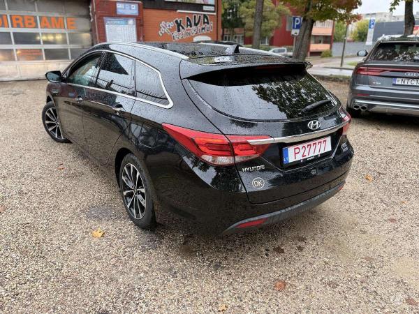 Melns Hyundai i40 2014 Ukmergė, ar dzinēja tilpumu 1.70 L un nobraukumu 290 tūkst. km par 5750 €, foto 7 vietnē AUTOMOTO.COM.LV