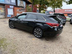 Melns Hyundai i40 2014 Ukmergė, ar dzinēja tilpumu 1.70 L un nobraukumu 290 tūkst. km par 5750 €, foto 8 vietnē AUTOMOTO.COM.LV