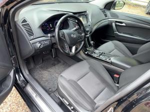 Melns Hyundai i40 2014 Ukmergė, ar dzinēja tilpumu 1.70 L un nobraukumu 290 tūkst. km par 5750 €, foto 10 vietnē AUTOMOTO.COM.LV