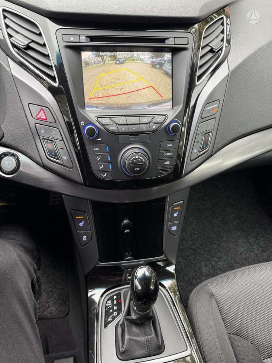 Melns Hyundai i40 2014 Ukmergė, ar dzinēja tilpumu 1.70 L un nobraukumu 290 tūkst. km par 5750 €, foto 11 vietnē AUTOMOTO.COM.LV