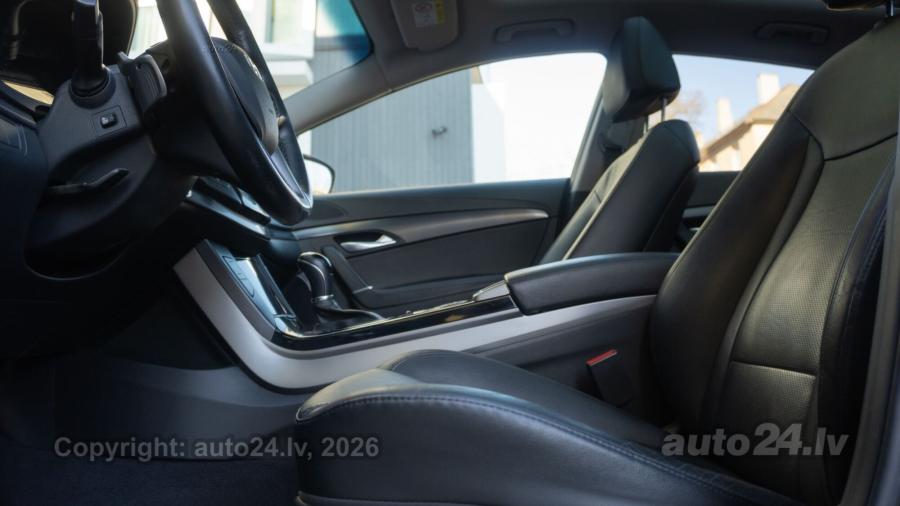 Melns Hyundai i40 2015 Tallina, ar dzinēja tilpumu 1.70 L un nobraukumu 98 tūkst. km par 11900 €, foto 12 vietnē AUTOMOTO.COM.LV