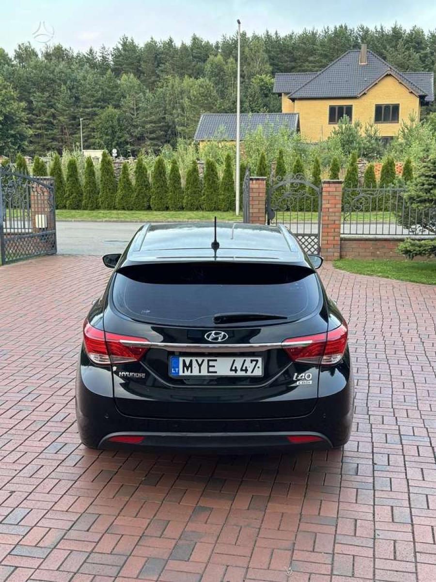 Melns Hyundai i40 2015 Klaipėda, ar dzinēja tilpumu 1.69 L un nobraukumu 264 tūkst. km par 5950 €, foto 7 vietnē AUTOMOTO.COM.LV
