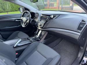 Melns Hyundai i40 2015 Klaipėda, ar dzinēja tilpumu 1.69 L un nobraukumu 264 tūkst. km par 5950 €, foto 9 vietnē AUTOMOTO.COM.LV