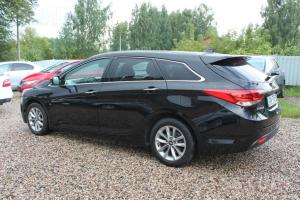 Melns Hyundai i40 2015 Daugavpils, ar dzinēja tilpumu 1.70 L un nobraukumu 175 tūkst. km par 5990 €, foto 8 vietnē AUTOMOTO.COM.LV