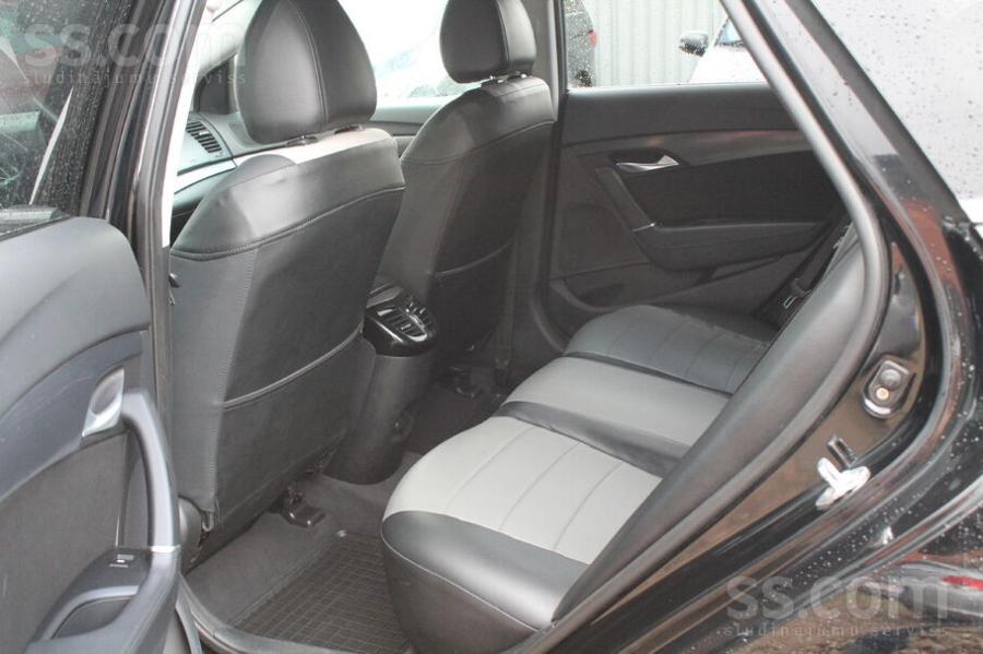 Melns Hyundai i40 2015 Daugavpils, ar dzinēja tilpumu 1.70 L un nobraukumu 175 tūkst. km par 5990 €, foto 16 vietnē AUTOMOTO.COM.LV