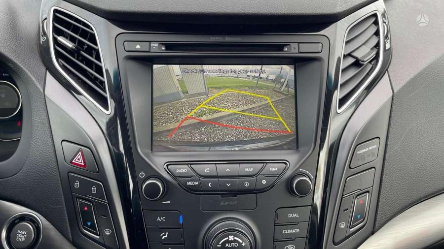 Melns Hyundai i40 2015 Marijampole, ar dzinēja tilpumu 1.69 L un nobraukumu 199 tūkst. km par 6990 €, foto 5 vietnē AUTOMOTO.COM.LV
