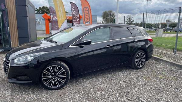 Melns Hyundai i40 2015 Marijampole, ar dzinēja tilpumu 1.69 L un nobraukumu 199 tūkst. km par 6990 €, foto 8 vietnē AUTOMOTO.COM.LV
