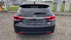 Melns Hyundai i40 2015 Marijampole, ar dzinēja tilpumu 1.69 L un nobraukumu 199 tūkst. km par 6990 €, foto 10 vietnē AUTOMOTO.COM.LV