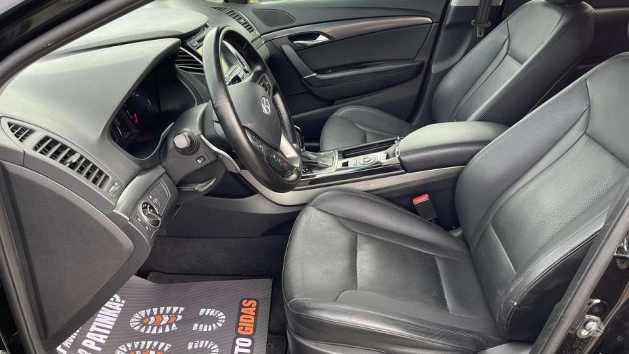 Melns Hyundai i40 2015 Marijampole, ar dzinēja tilpumu 1.69 L un nobraukumu 199 tūkst. km par 6990 €, foto 15 vietnē AUTOMOTO.COM.LV
