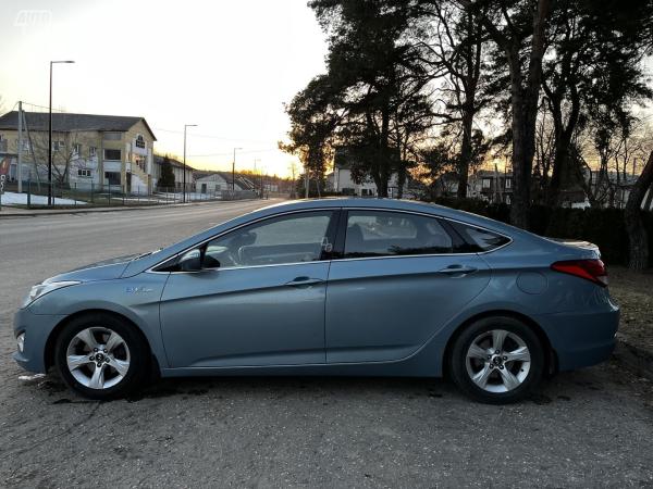 Zils Hyundai i40 2012 Alīta, ar dzinēja tilpumu 1.70 L un nobraukumu 336 tūkst. km par 3450 €, foto 2 vietnē AUTOMOTO.COM.LV
