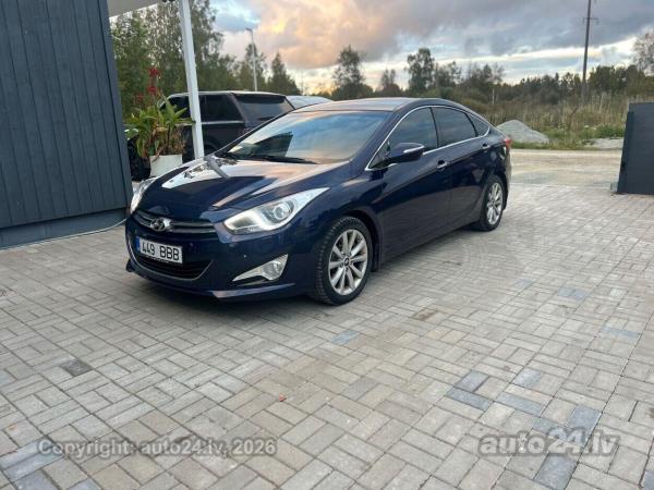 Zils Hyundai i40 2013 Tallina, ar dzinēja tilpumu 1.70 L un nobraukumu 186 tūkst. km par 6800 €, foto 1 vietnē AUTOMOTO.COM.LV