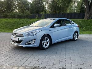 Blue Hyundai i40 2013 in Silute, with an engine capacity of 1.70 L and mileage of 206 thousand km for 5170 €, photo  on AUTOMOTO.COM.LV