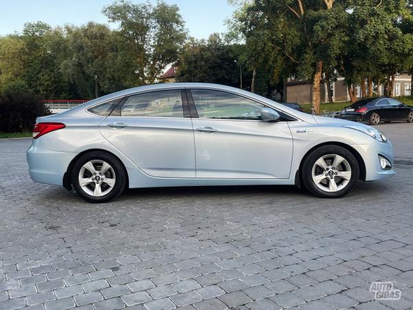 Zils Hyundai i40 2013 Šilutė, ar dzinēja tilpumu 1.70 L un nobraukumu 206 tūkst. km par 5170 €, foto 7 vietnē AUTOMOTO.COM.LV
