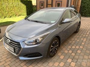 Blue Hyundai i40 2017 in Riga, with an engine capacity of 1.70 L and mileage of 177 thousand km for 8300 €, photo  on AUTOMOTO.COM.LV