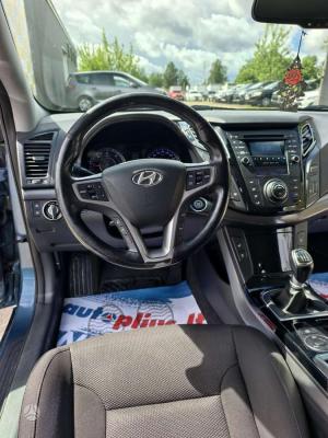 Blue Hyundai i40 2011 in Siauliai, with an engine capacity of 1.69 L and mileage of 270 thousand km for 5200 €, photo 26 on AUTOMOTO.COM.LV