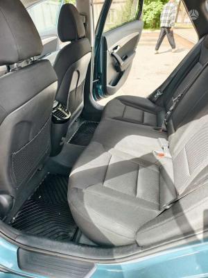 Blue Hyundai i40 2011 in Siauliai, with an engine capacity of 1.69 L and mileage of 270 thousand km for 5200 €, photo 29 on AUTOMOTO.COM.LV