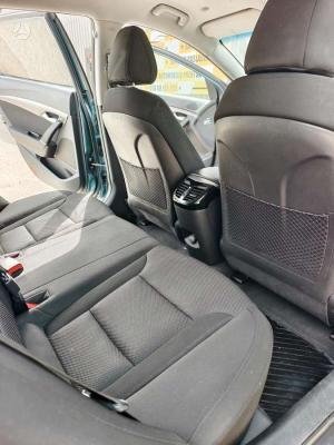 Blue Hyundai i40 2011 in Siauliai, with an engine capacity of 1.69 L and mileage of 270 thousand km for 5200 €, photo 30 on AUTOMOTO.COM.LV