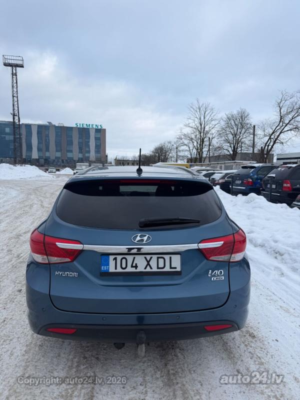 Blue Hyundai i40 2012 in Tallinn, with an engine capacity of 1.70 L and mileage of 353 thousand km for 3999 €, photo 5 on AUTOMOTO.COM.LV