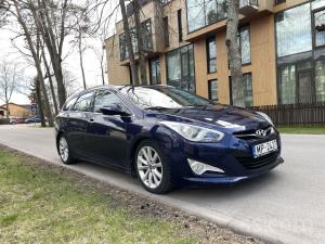 Zils Hyundai i40 2012 Rīga, ar dzinēja tilpumu 2.00 L un nobraukumu 236 tūkst. km par 4500 €, foto 3 vietnē AUTOMOTO.COM.LV