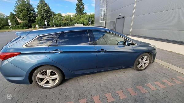Zils Hyundai i40 2012 Anykščiai, ar dzinēja tilpumu 1.69 L un nobraukumu 355 tūkst. km par 3500 €, foto 5 vietnē AUTOMOTO.COM.LV