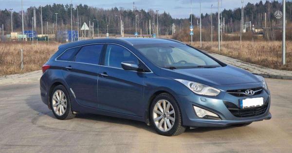 Zils Hyundai i40 2013 Viļņa, ar dzinēja tilpumu 2.00 L un nobraukumu 270 tūkst. km par 3000 €, foto 1 vietnē AUTOMOTO.COM.LV