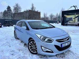 Blue Hyundai i40 2014 in Kaunas, with an engine capacity of 1.70 L and mileage of 305 thousand km for 4400 €, photo  on AUTOMOTO.COM.LV