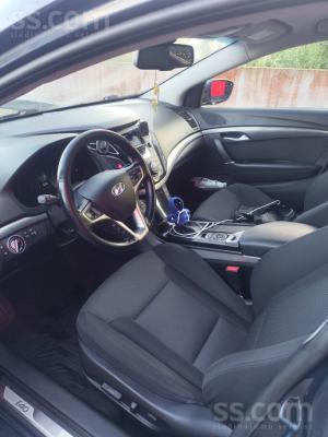 Zils Hyundai i40 2014 Rīga, ar dzinēja tilpumu 1.70 L un nobraukumu 220 tūkst. km par 5250 €, foto 11 vietnē AUTOMOTO.COM.LV