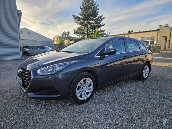 Zils Hyundai i40 2018 Radviliškis, ar dzinēja tilpumu 1.60 L un nobraukumu 124 tūkst. km par 6800 €, foto 1 vietnē AUTOMOTO.COM.LV