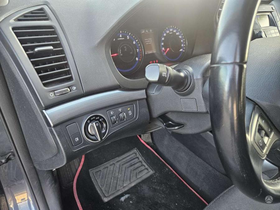 Zils Hyundai i40 2018 Radviliškis, ar dzinēja tilpumu 1.60 L un nobraukumu 124 tūkst. km par 6800 €, foto 19 vietnē AUTOMOTO.COM.LV