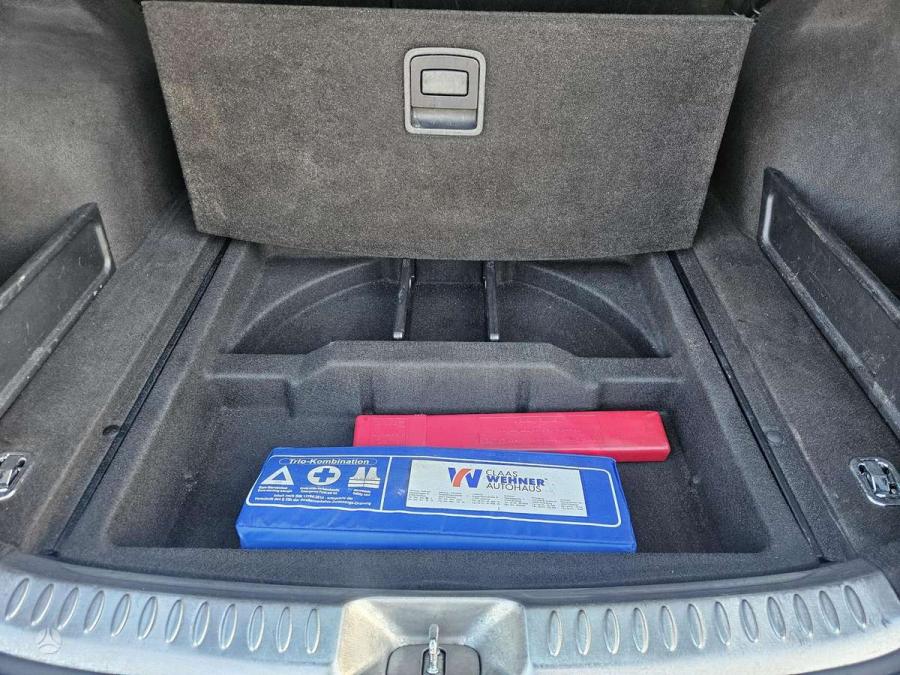 Zils Hyundai i40 2018 Radviliškis, ar dzinēja tilpumu 1.60 L un nobraukumu 124 tūkst. km par 6800 €, foto 21 vietnē AUTOMOTO.COM.LV