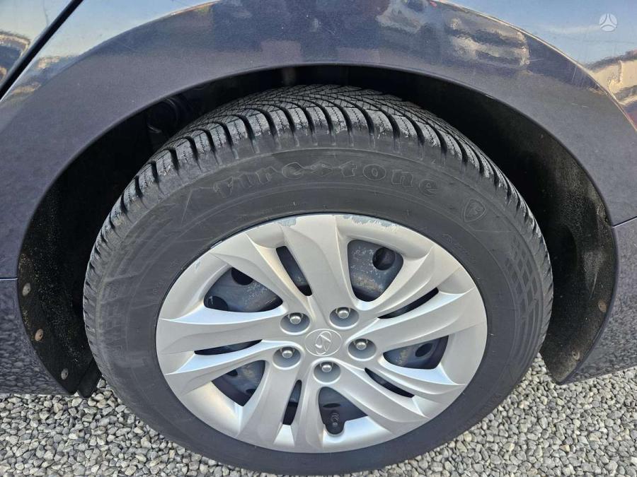 Zils Hyundai i40 2018 Radviliškis, ar dzinēja tilpumu 1.60 L un nobraukumu 124 tūkst. km par 6800 €, foto 25 vietnē AUTOMOTO.COM.LV