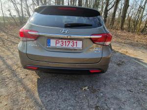 Brown Hyundai i40 2012 in Marijampole, with an engine capacity of 1.70 L and mileage of 269 thousand km for 4200 €, photo 8 on AUTOMOTO.COM.LV