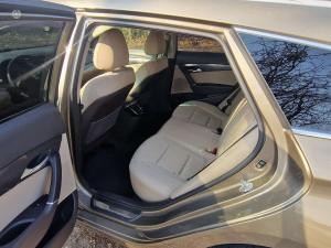 Brown Hyundai i40 2012 in Marijampole, with an engine capacity of 1.70 L and mileage of 269 thousand km for 4200 €, photo 15 on AUTOMOTO.COM.LV
