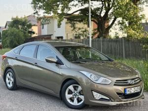 Brūns Hyundai i40 2012 Rīga, ar dzinēja tilpumu 2.00 L un nobraukumu 180 tūkst. km par 4750 €, foto 2 vietnē AUTOMOTO.COM.LV