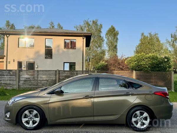 Brūns Hyundai i40 2012 Rīga, ar dzinēja tilpumu 2.00 L un nobraukumu 180 tūkst. km par 4750 €, foto 9 vietnē AUTOMOTO.COM.LV