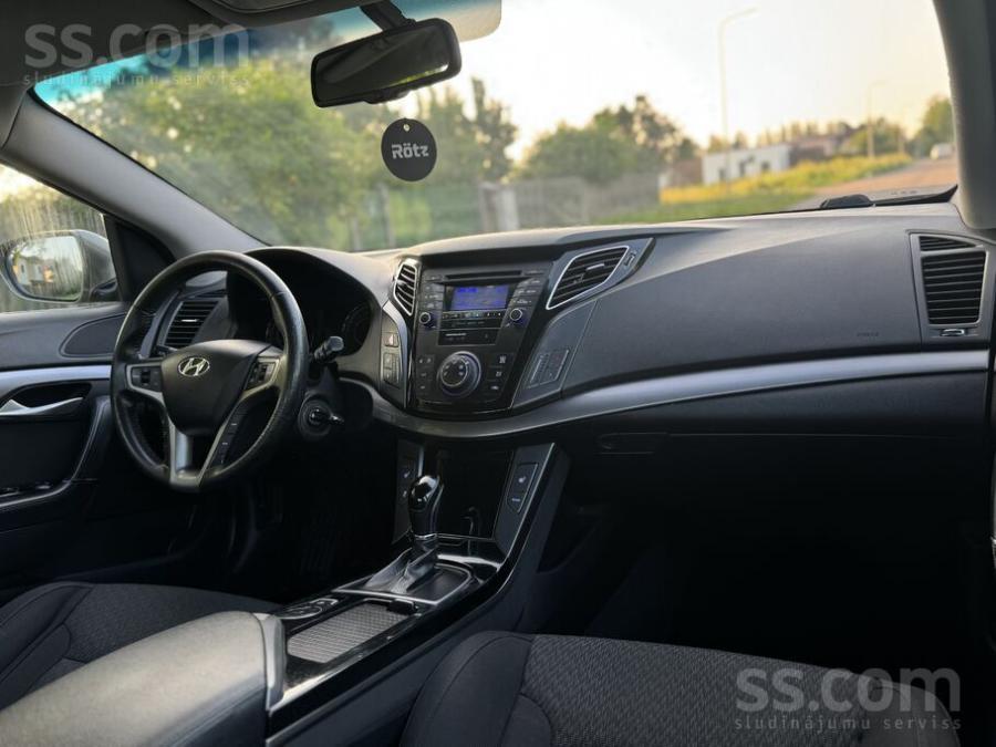 Brūns Hyundai i40 2012 Rīga, ar dzinēja tilpumu 2.00 L un nobraukumu 180 tūkst. km par 4750 €, foto 20 vietnē AUTOMOTO.COM.LV
