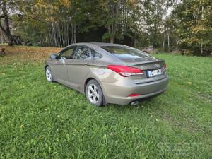Brūns Hyundai i40 2012 Rēzekne, ar dzinēja tilpumu 1.70 L un nobraukumu 311 tūkst. km par 3900 €, foto 6 vietnē AUTOMOTO.COM.LV