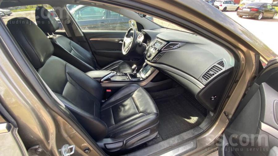 Brūns Hyundai i40 2011 Rīga, ar dzinēja tilpumu 1.70 L un nobraukumu 306 tūkst. km par 5200 €, foto 11 vietnē AUTOMOTO.COM.LV