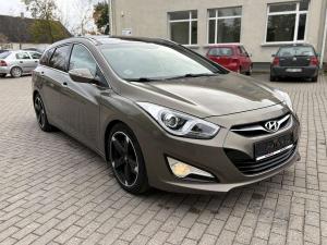 Hyundai i40 2011 Joniškis vietnē Brūns Hyundai i40 2011 Joniškis, ar dzinēja tilpumu 1.69 L un nobraukumu 371 tūkst. km par 3850 €, foto 1 vietnē AUTOMOTO.COM.LV