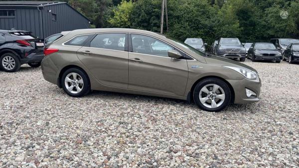 Brūns Hyundai i40 2013 Kauņa, ar dzinēja tilpumu 1.69 L un nobraukumu 170 tūkst. km par 5999 €, foto 4 vietnē AUTOMOTO.COM.LV