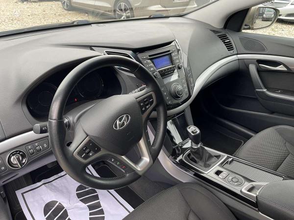 Brūns Hyundai i40 2013 Kauņa, ar dzinēja tilpumu 1.69 L un nobraukumu 170 tūkst. km par 5999 €, foto 9 vietnē AUTOMOTO.COM.LV