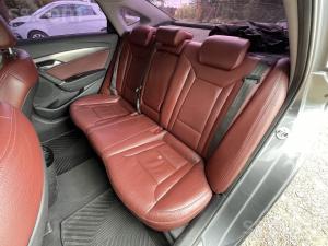 Pelēks Hyundai i40 2015 Rīga, ar dzinēja tilpumu 1.70 L un nobraukumu 282 tūkst. km par 7800 €, foto 16 vietnē AUTOMOTO.COM.LV