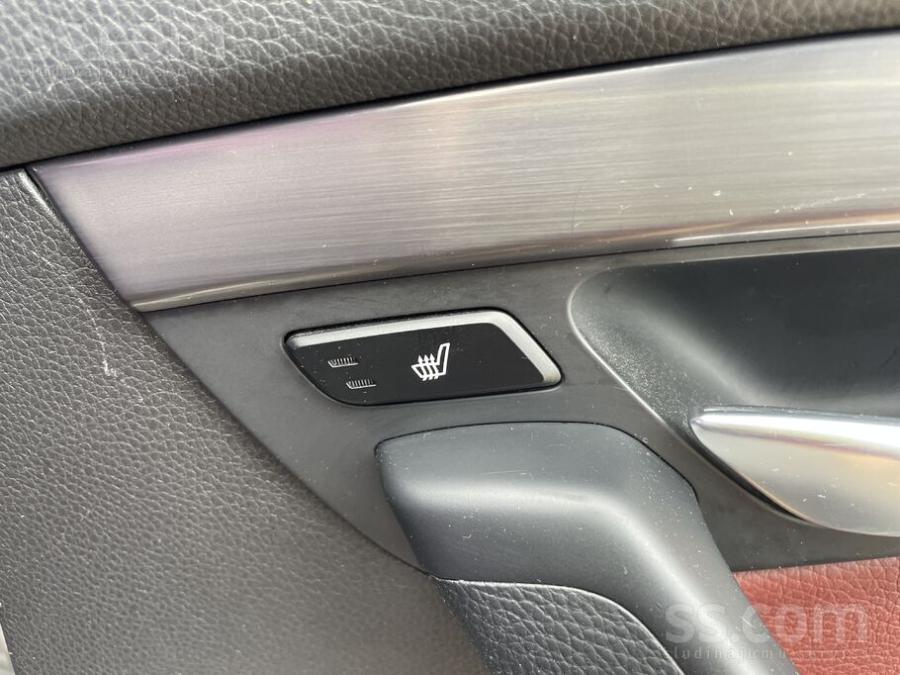 Pelēks Hyundai i40 2015 Rīga, ar dzinēja tilpumu 1.70 L un nobraukumu 282 tūkst. km par 7800 €, foto 18 vietnē AUTOMOTO.COM.LV