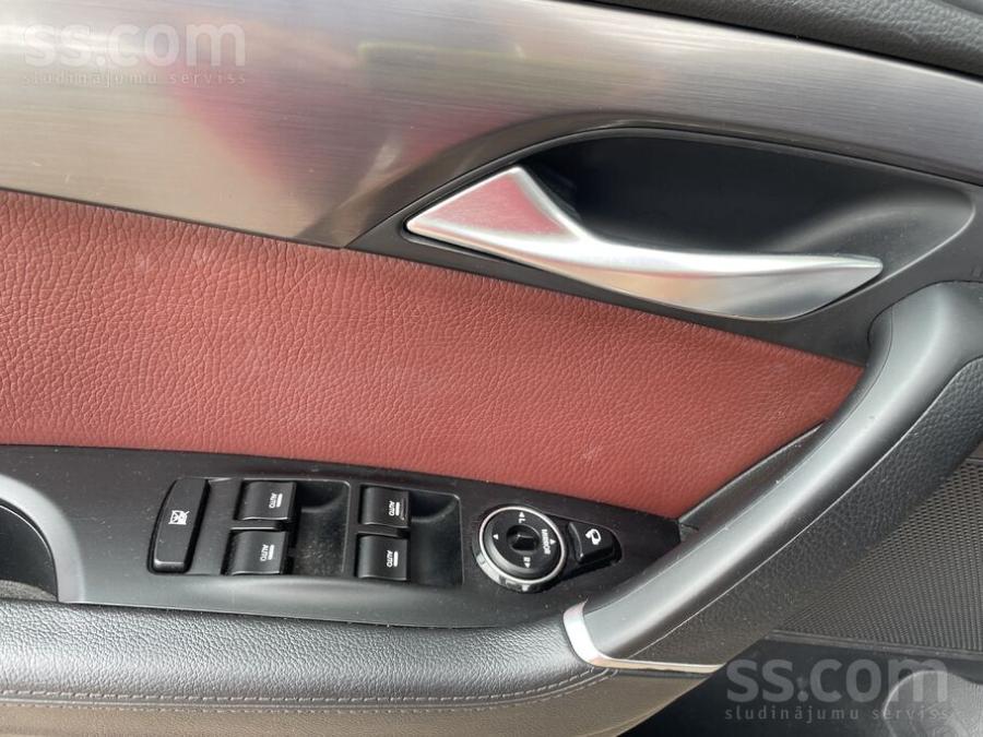 Pelēks Hyundai i40 2015 Rīga, ar dzinēja tilpumu 1.70 L un nobraukumu 282 tūkst. km par 7800 €, foto 29 vietnē AUTOMOTO.COM.LV