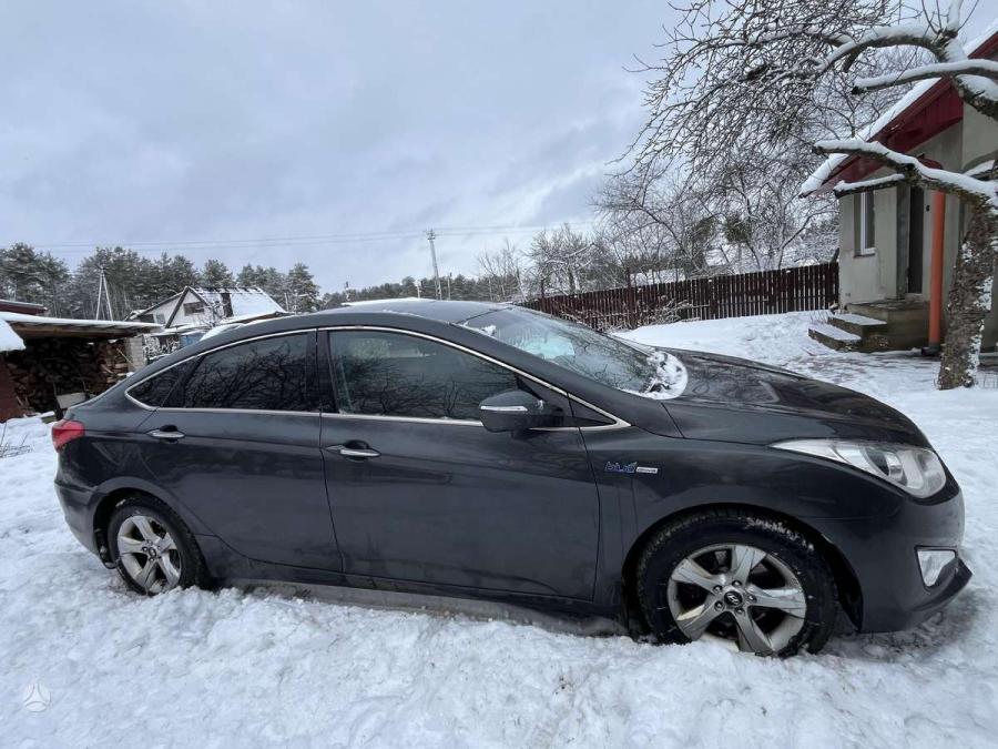 Серый Хендай и40 2012 в Друскининкай, объемом двигателя 1.69 л и пробегом 311 тыс. км за 4000 €, фото 22 на AUTOMOTO.COM.LV
