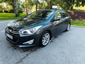 Серый Хендай и40 2012 в Рига, объемом двигателя 1.70 л и пробегом 451 тыс. км за 4650 €, фото  на AUTOMOTO.COM.LV