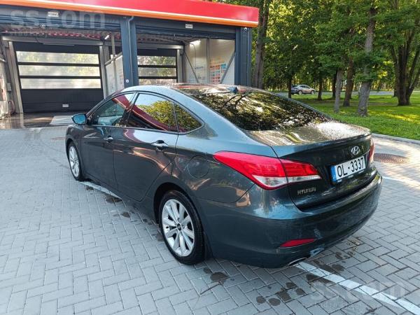 Grey Hyundai i40 2012 in Riga, with an engine capacity of 1.70 L and mileage of 451 thousand km for 4650 €, photo 6 on AUTOMOTO.COM.LV