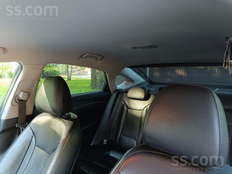 Pelēks Hyundai i40 2012 Rīga, ar dzinēja tilpumu 1.70 L un nobraukumu 451 tūkst. km par 4650 €, foto 13 vietnē AUTOMOTO.COM.LV