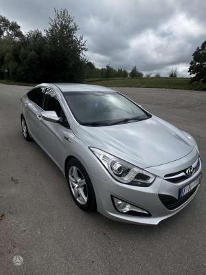 Pelēks Hyundai i40 2012 Kauņa, ar dzinēja tilpumu 1.69 L un nobraukumu 275 tūkst. km par 3500 €, foto 5 vietnē AUTOMOTO.COM.LV